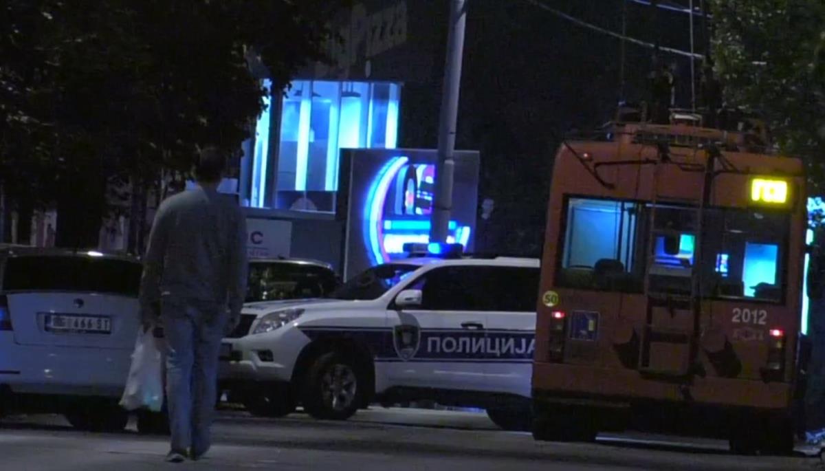 UŽIVO SA LICA MESTA KURIR TV: Ubijen Sale Mutavi, vođa navijača ...