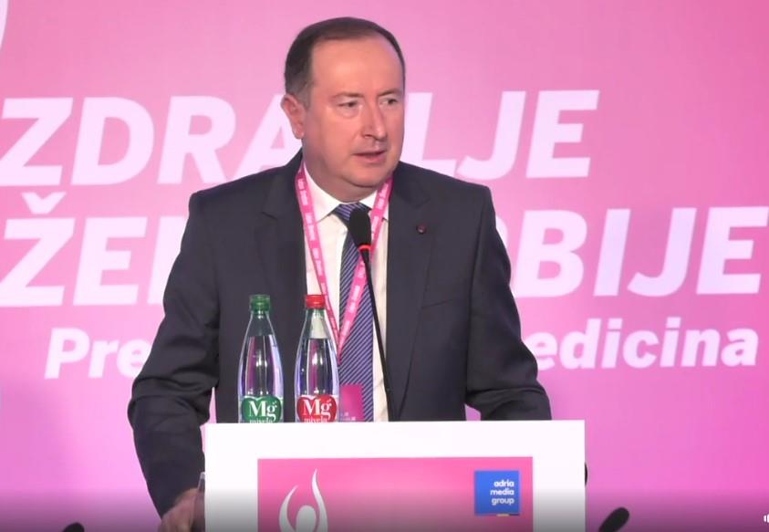 DIREKTOR BOLNICE U PAZARU HITNO HOSPITALIZOVAN: Meho Mahmutović posle ...