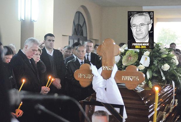 ISPRAĆEN SAVETNIK: Tomislav Nikolić sahranio najboljeg prijatelja | Kurir