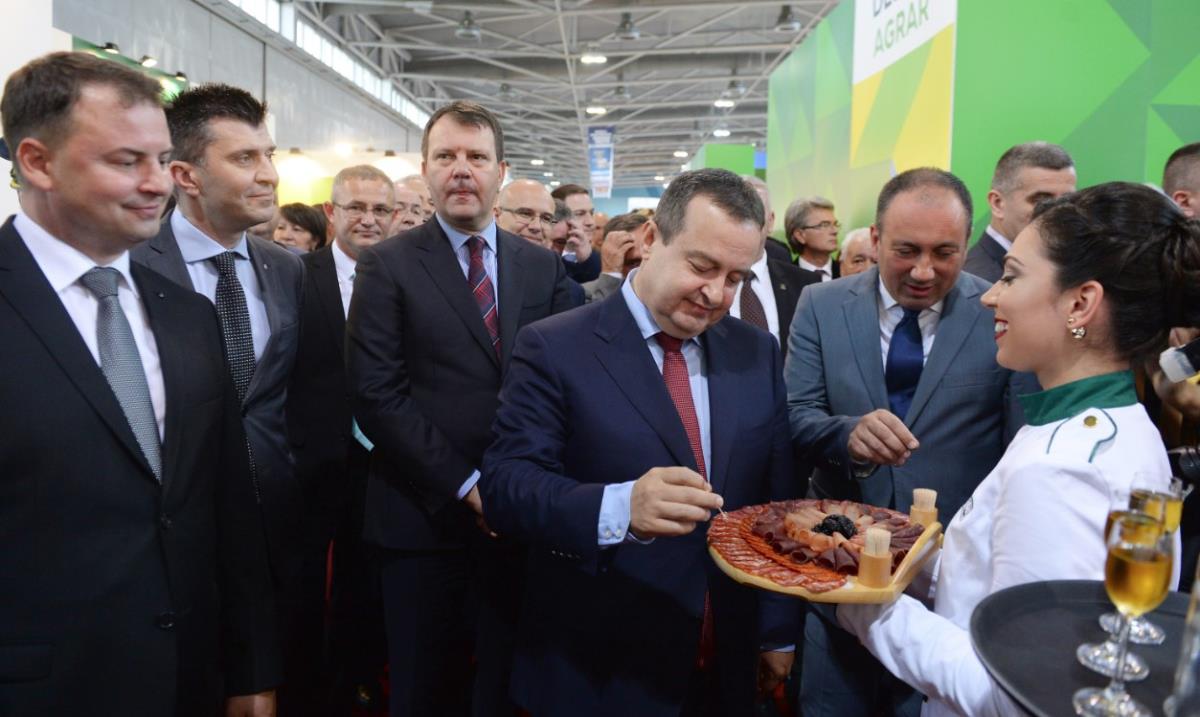 OTVOREN 84. NOVOSADSKI SAJAM Dačić: Poljoprivreda je najveći potencijal ...