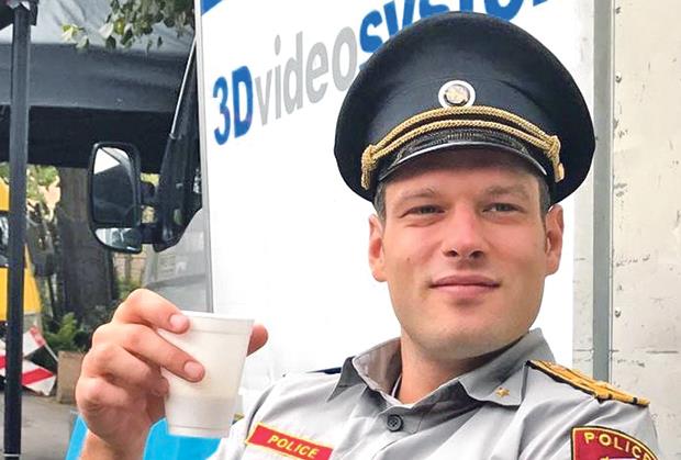 Oženio se glumac Mateja Popović | Kurir