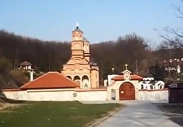 ČUDOTVORNI ŽENSKI MANASTIR ĐUNIS KOD KRUŠEVCA DANAS JE PUN ŽENA: Tu se ...