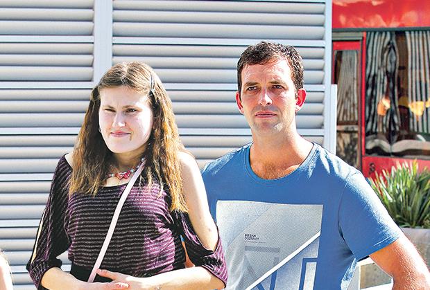 KURIR VAM POKLANJA MAGAZIN STARS: Saznajte mračnu prošlost Marka DNK i ...