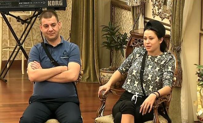 BEBA U PAROVIMA: Teodora trudna, a on je otac njenog deteta! | Kurir