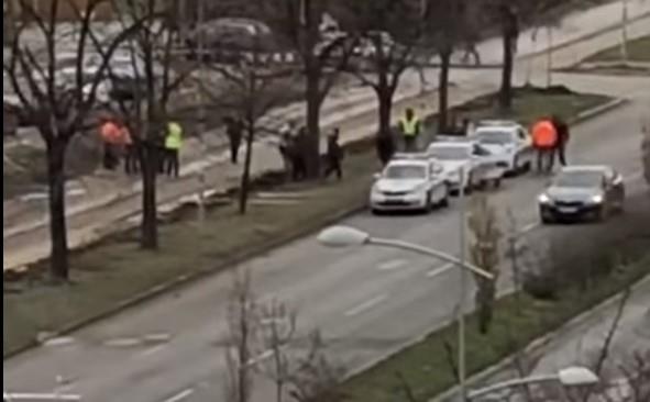 (VIDEO) TUČA SRPSKIH I RUMUNSKIH RADNIKA: Obračun na gradilištu u Novom ...