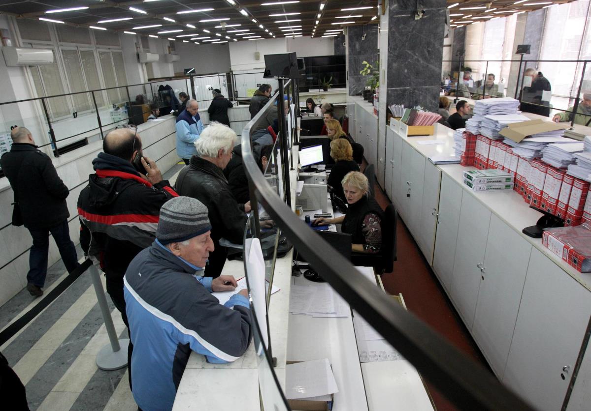 Od danas važe nova pravila plaćanja računa za struju: Stupa na snagu odluka EPS-a, mučno čekanje ...