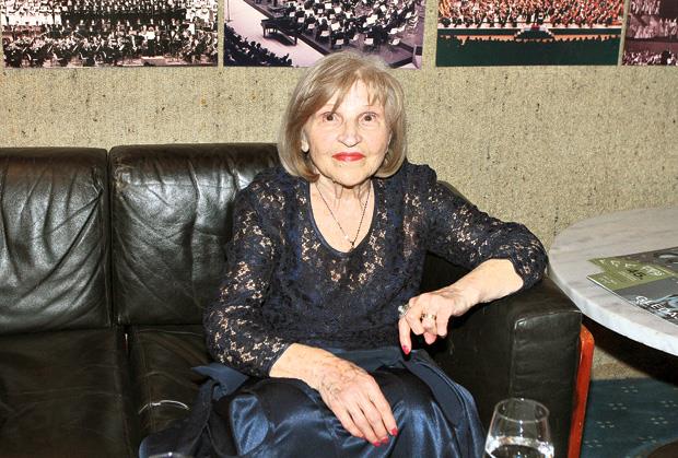 SREĆAN ROĐENDAN, LEGENDO! Mira Banjac danas puni 91 godinu! Ceo svet je ...