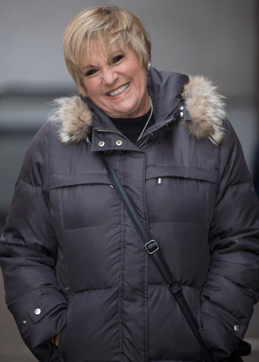 6 GODINA SE BORILA SA RAKOM DOJKE: Slavna glumica zaboravila tekst i ...