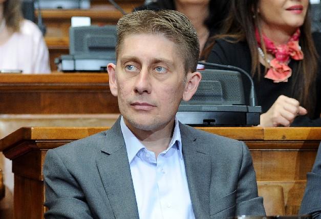 DOBAR PRIMER KAKO MOŽE DA SE ŽIVI U MIRU I SLOZI: Evo šta je ministar ...