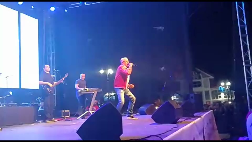 PLAVI SLON SE ORI VRNJAČKOM BANJOM: Sve je GRMELO kad se Era latio ...