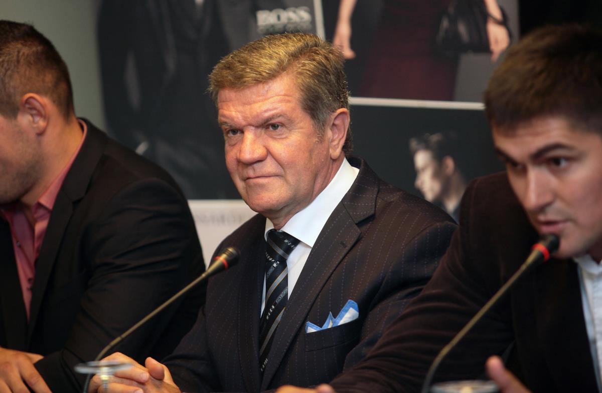 KO JE BIO BORISLAV PELEVIĆ: Poslanik i majstor borilačkih veština dva ...