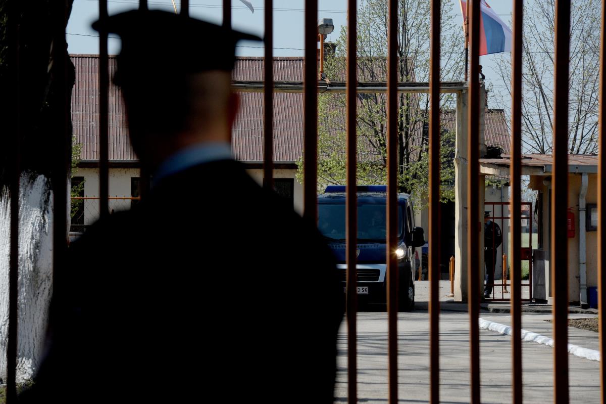 okruzni-zatvor-u-subotici-lazno-optuzen-obezbedjenje-koje-se-predsta ...