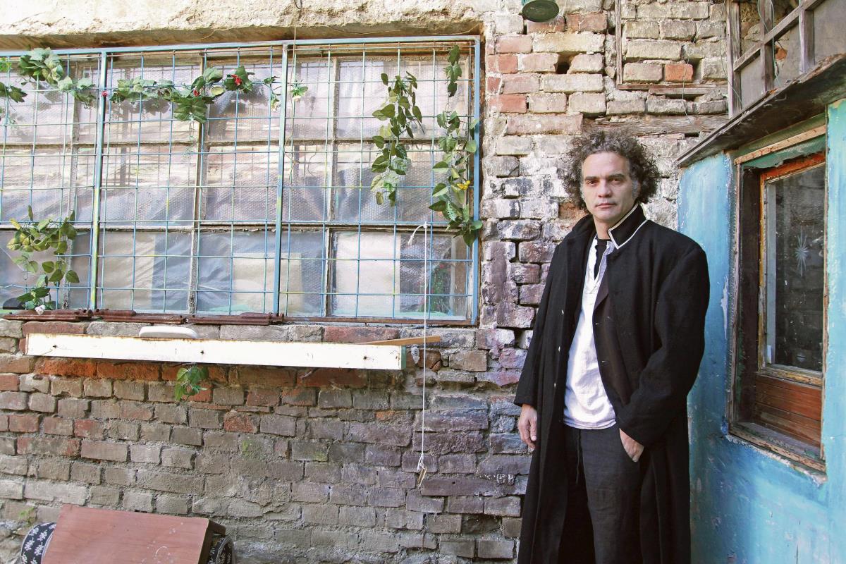 FILIP GAJIĆ PRED FESTIVAL: Građenje države uvek odnosi nevine žrtve ...