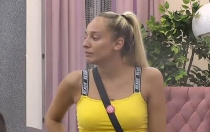 VEČE PRE NEGO ŠTO SE SMUVALA SA SLOBOM: Evo sa kim se Luna Đogani ...