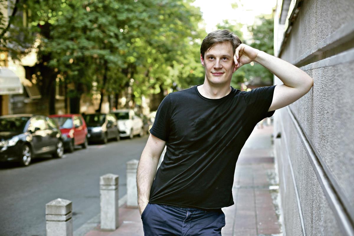 POSLE DVE GODINE SAVA VEMIĆ PEVA U BEOGRADU: Igrao je basket sa Jokićem ...